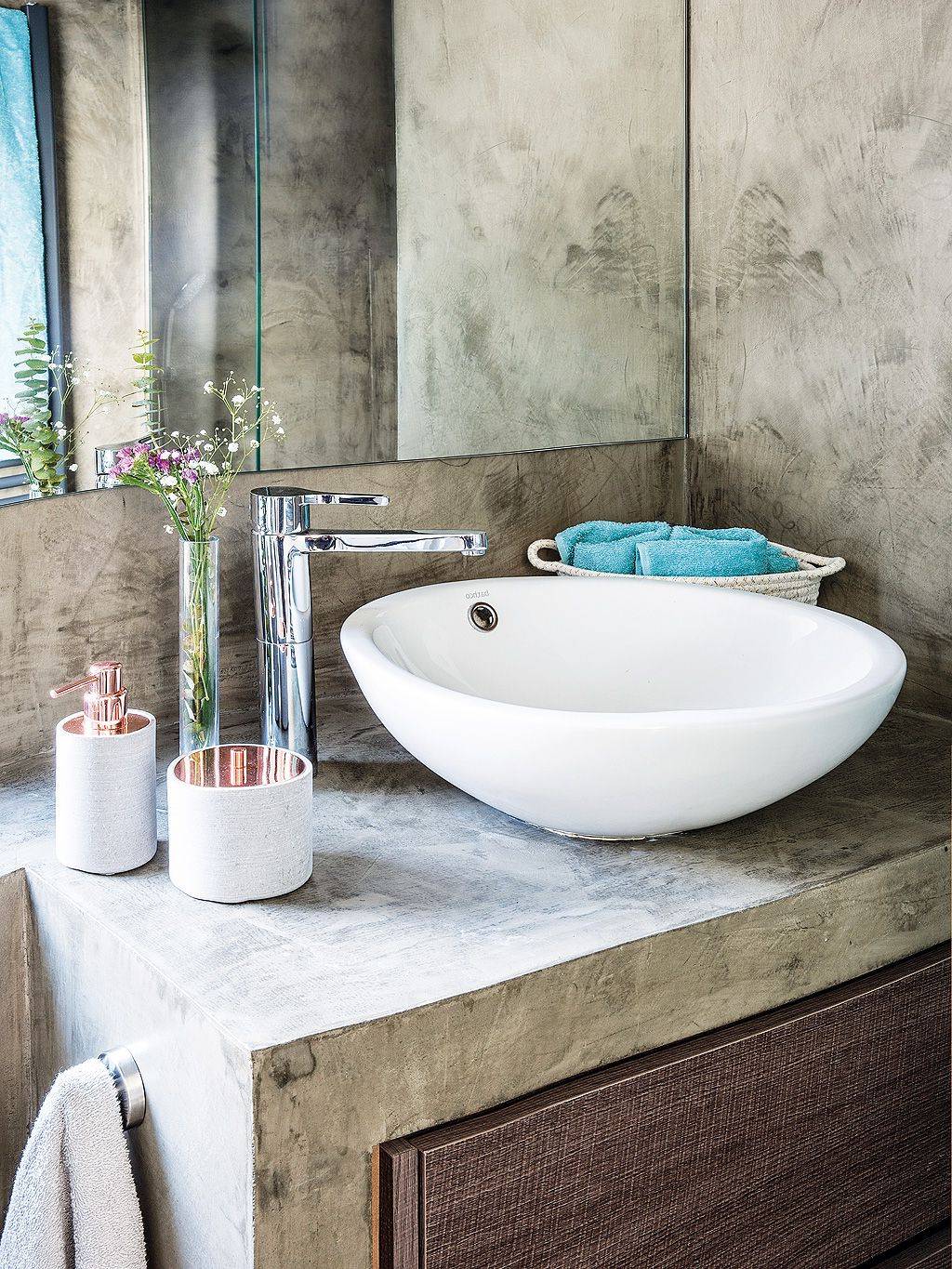 Baños de microcemento - colores, ventajas, desventajas y